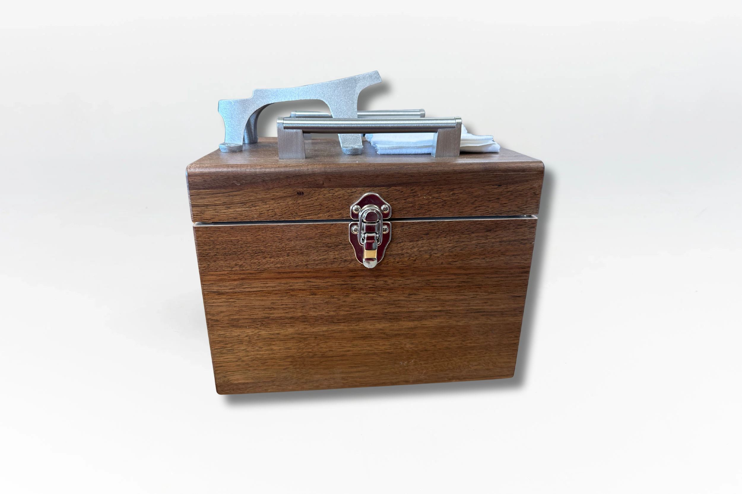 Apprentice Special Shine Box – George's Shoes & Repair